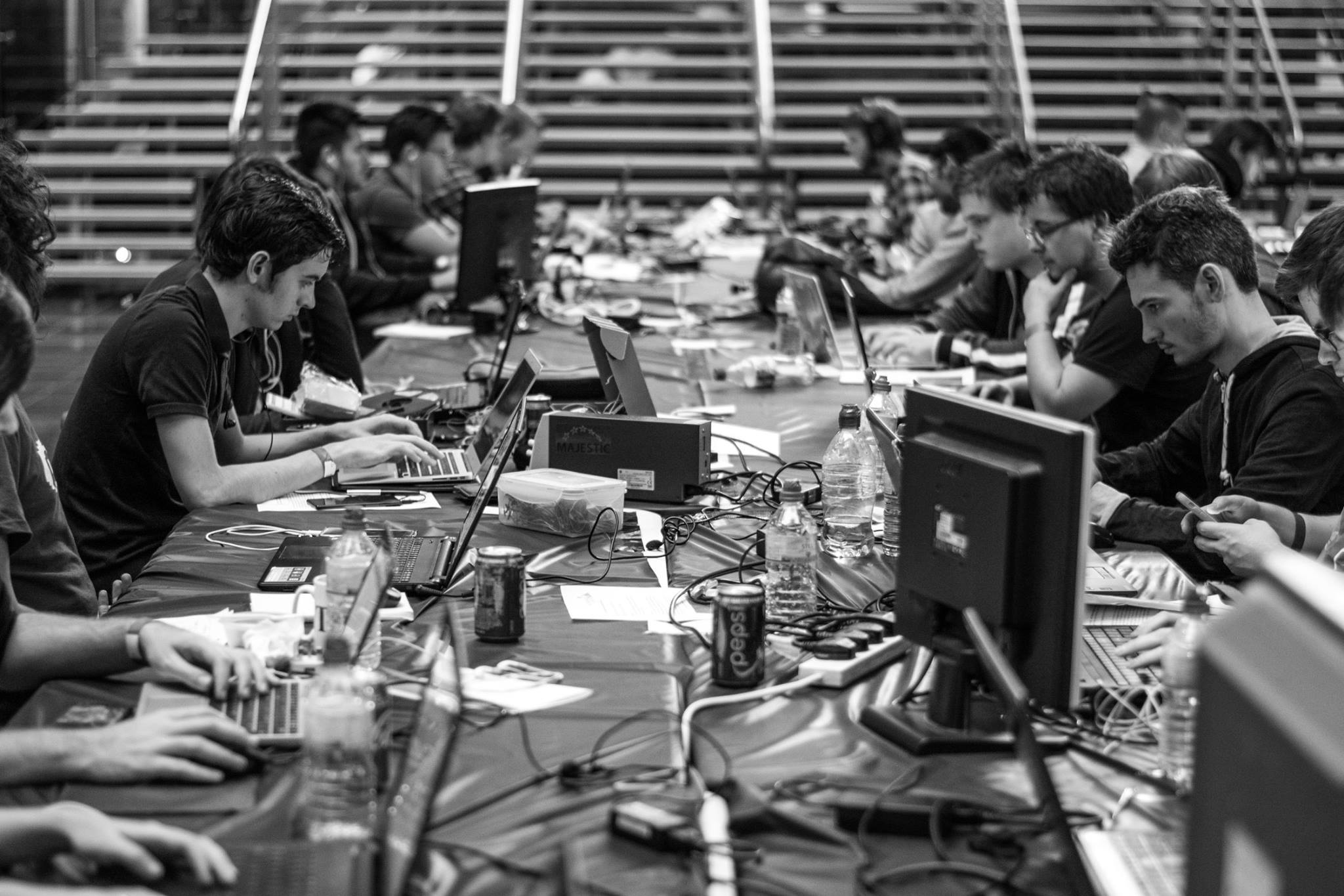 Manual Save now enabled in Project Settings.